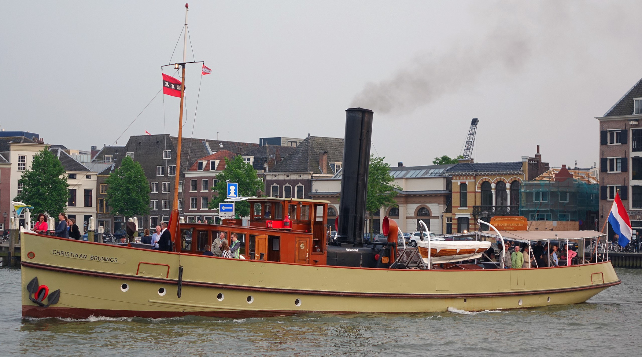 Schipper gevraagd voor stoomschip Christiaan Brunings – Scheepspost